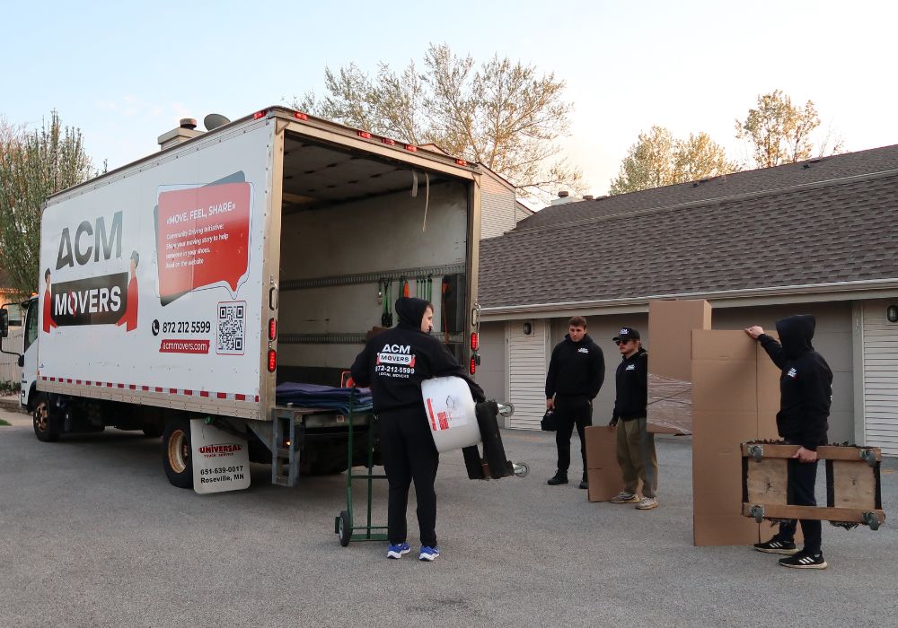 Skokie, IL Movers 🏡 Trusted Moving Company Near You