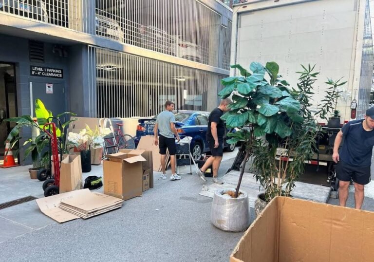 Chicago Moving Permit 🚚 How to Reserve Space for a Moving Truck
